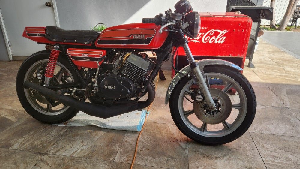 1976 RD 400 Cafe Racer with Rear sets & more! for Sale in Fort ...