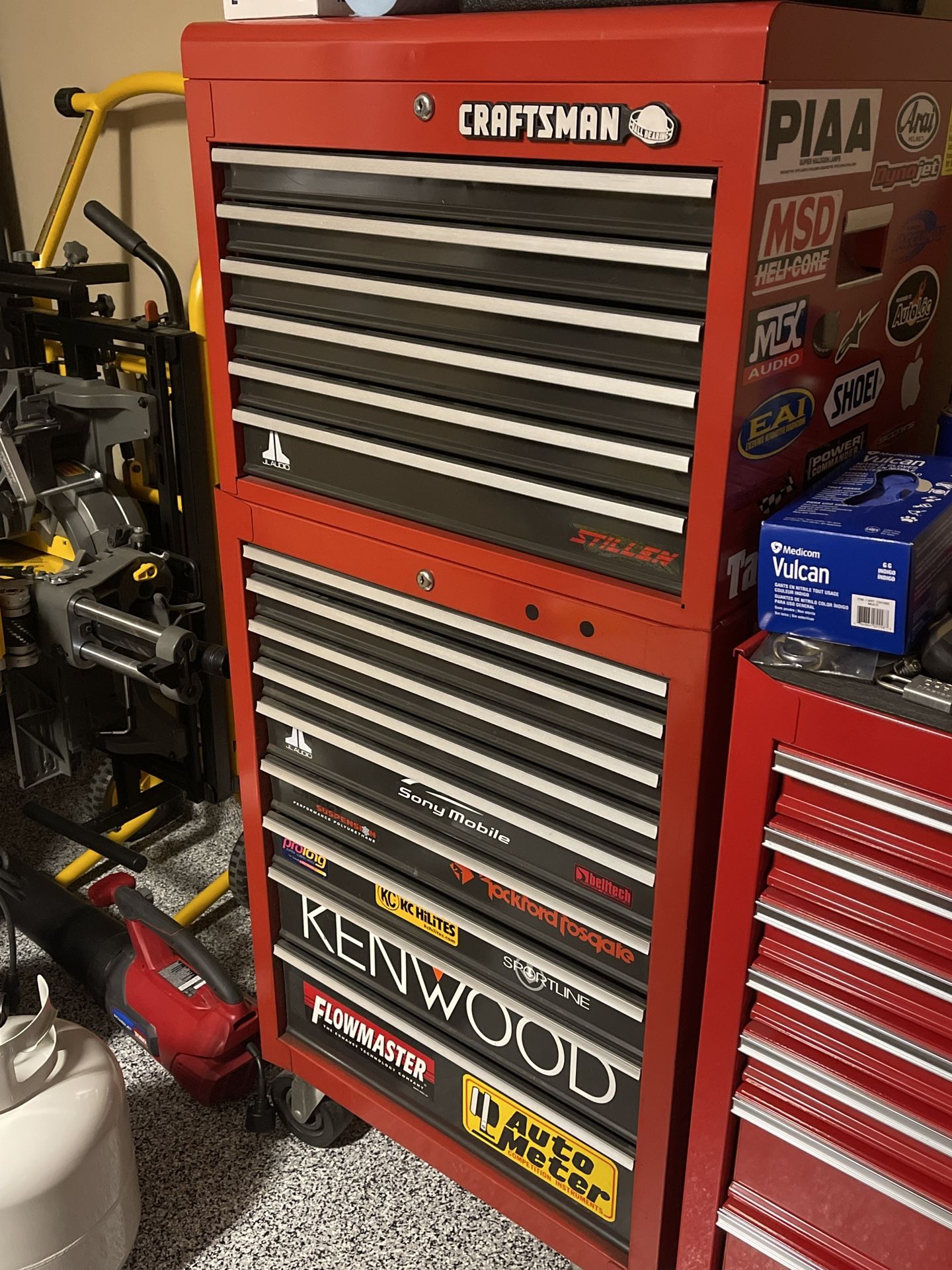 Craftsman Rolling Tool Box with Upper Chest for Sale in Scottsdale, AZ ...