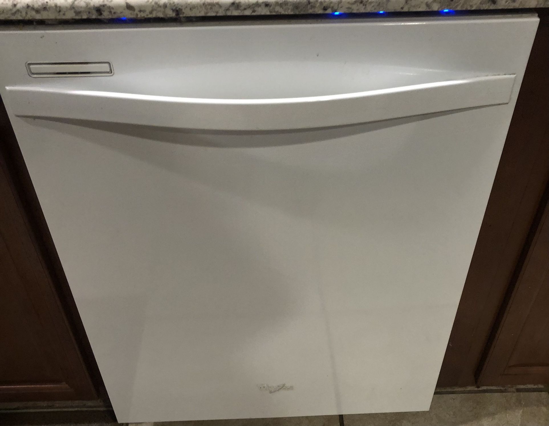 Whirlpool Gold Series Dishwasher for Sale in Orlando, FL - OfferUp