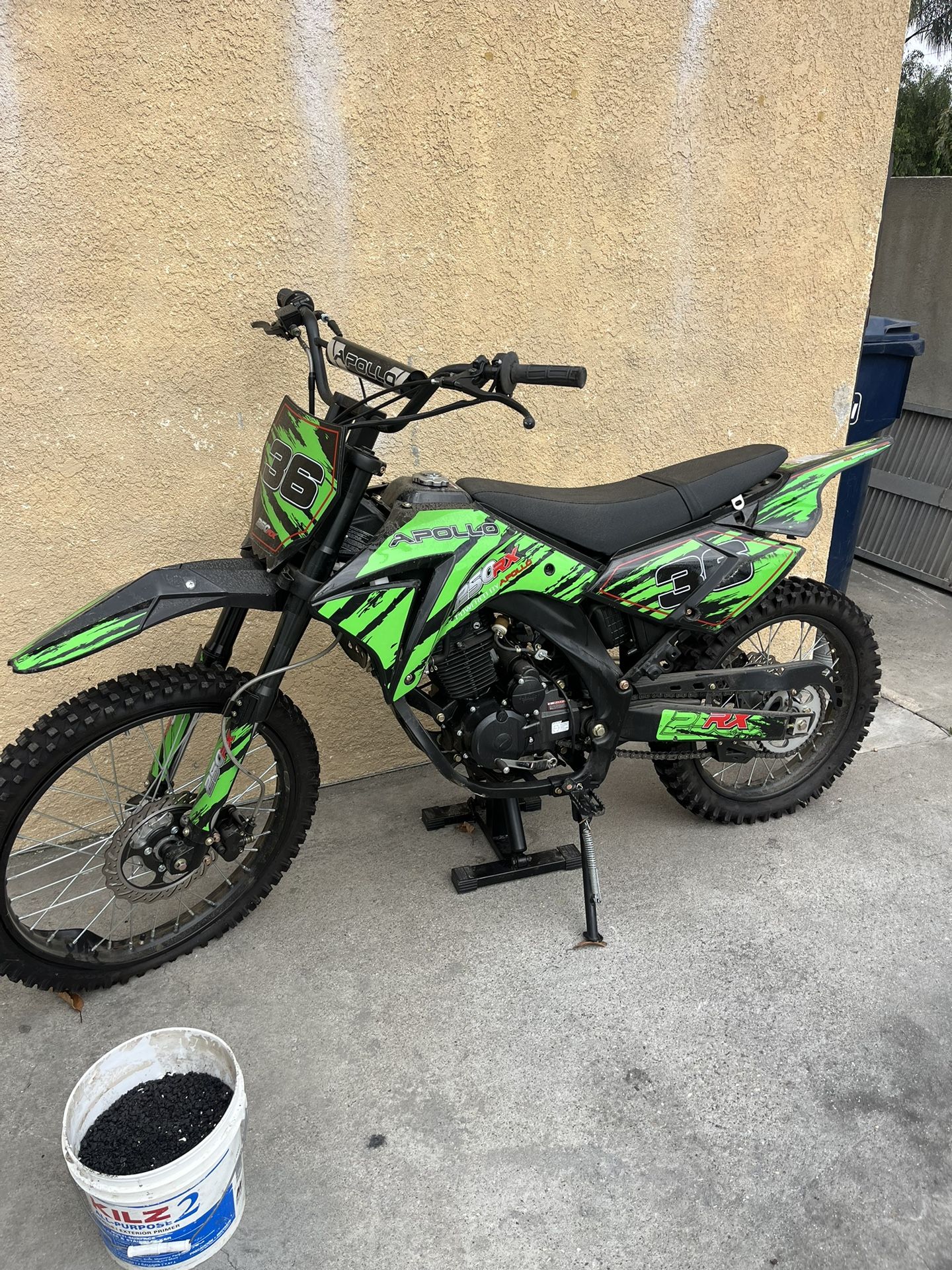 Dirt Bike Apollo 250Rx for Sale in Los Angeles, CA - OfferUp