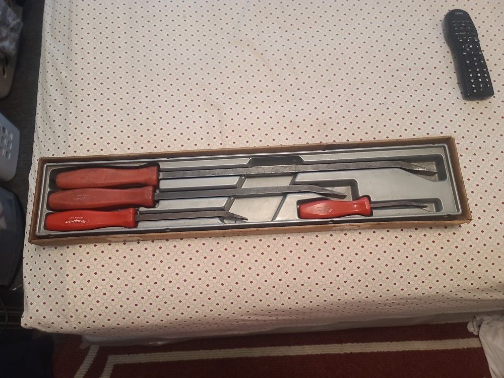 Snap On Pry Bar Set for Sale in Long Beach, CA - OfferUp