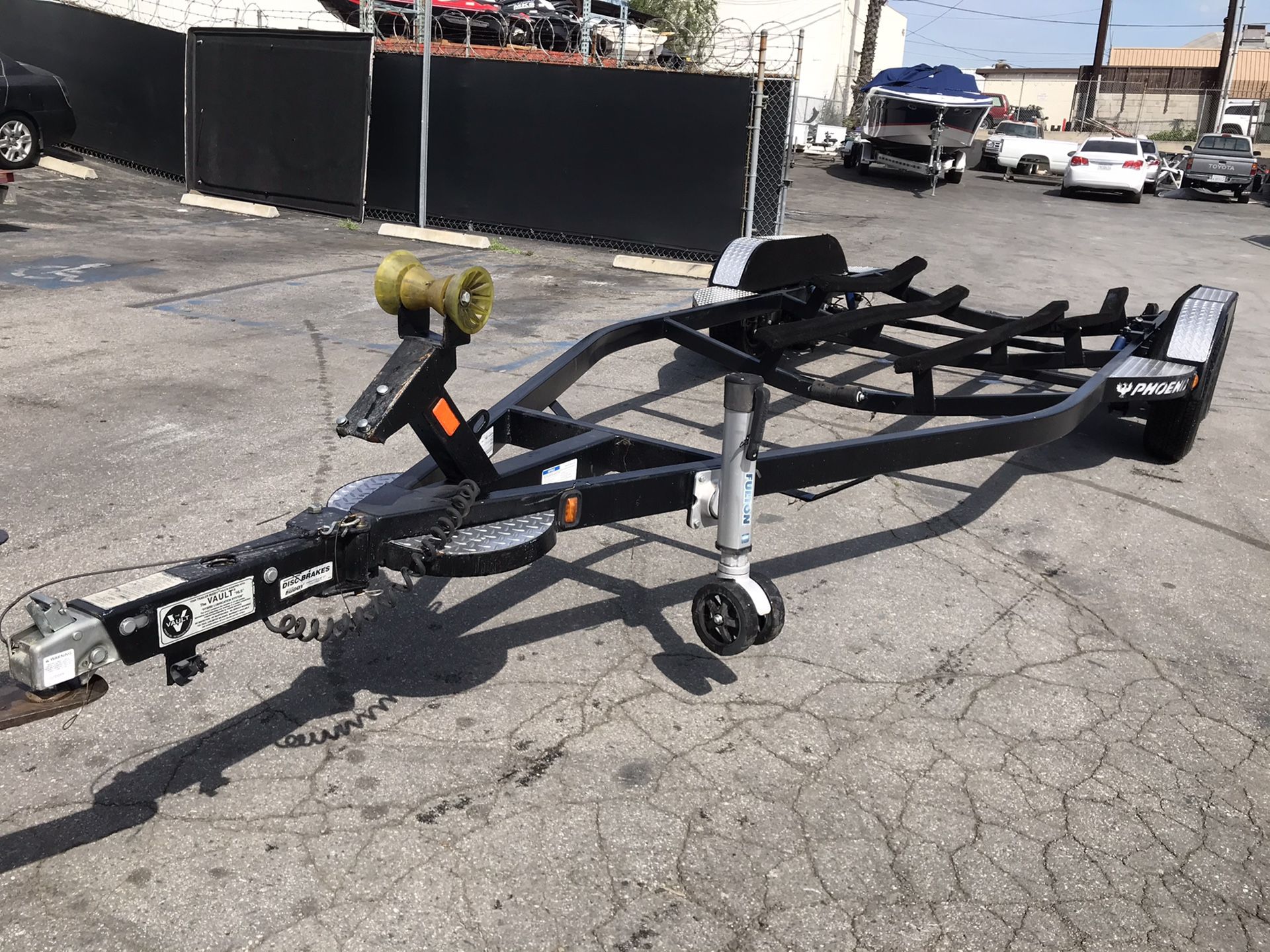 2015 Bass Boat tandem trailer held a Phoenix Boat for Sale in La Habra ...