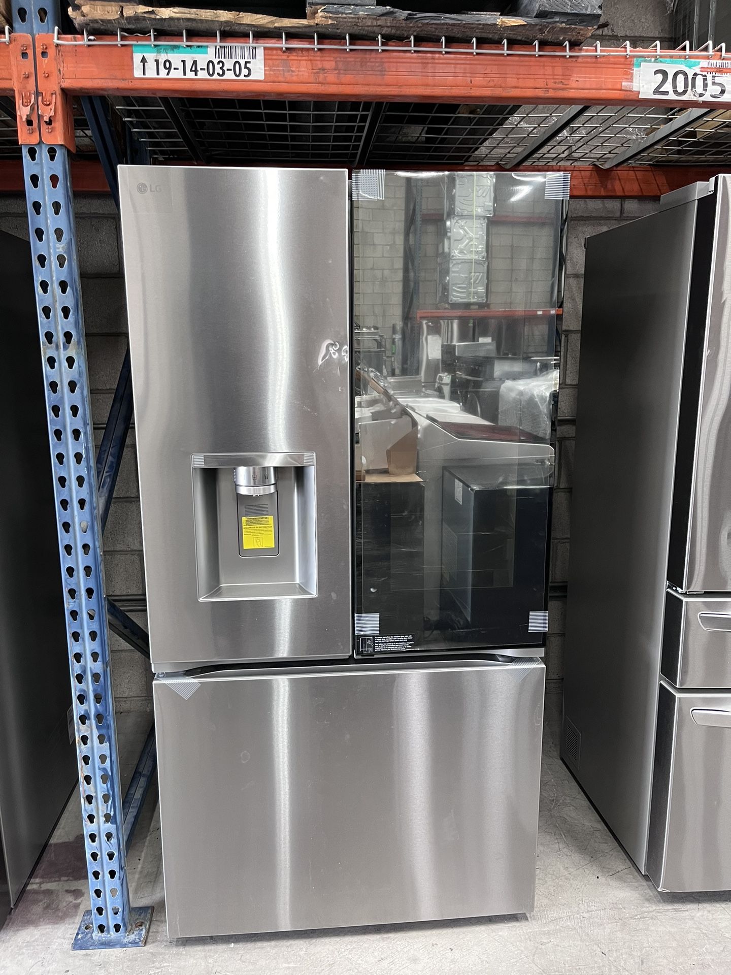 LG 26 cu ft Counter Depth Max French Door Refrigerator With Mirror ...