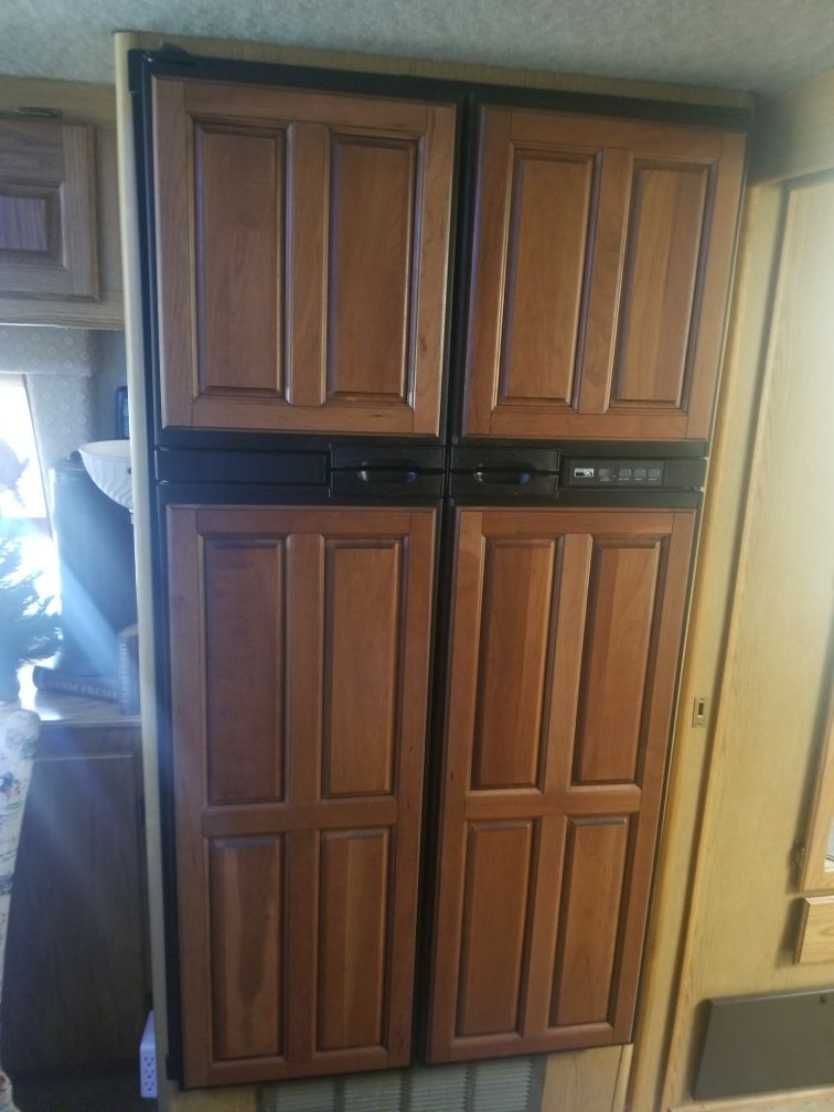 RV Norcold Refrigerator 1210IM for Sale in Oak Glen, CA - OfferUp