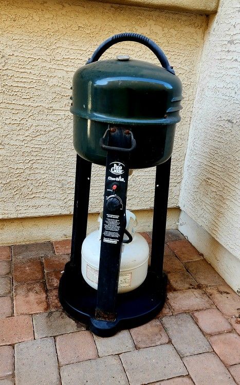 Char- Broil Patio Caddie Gas GRILL for Sale in Gilbert, AZ - OfferUp