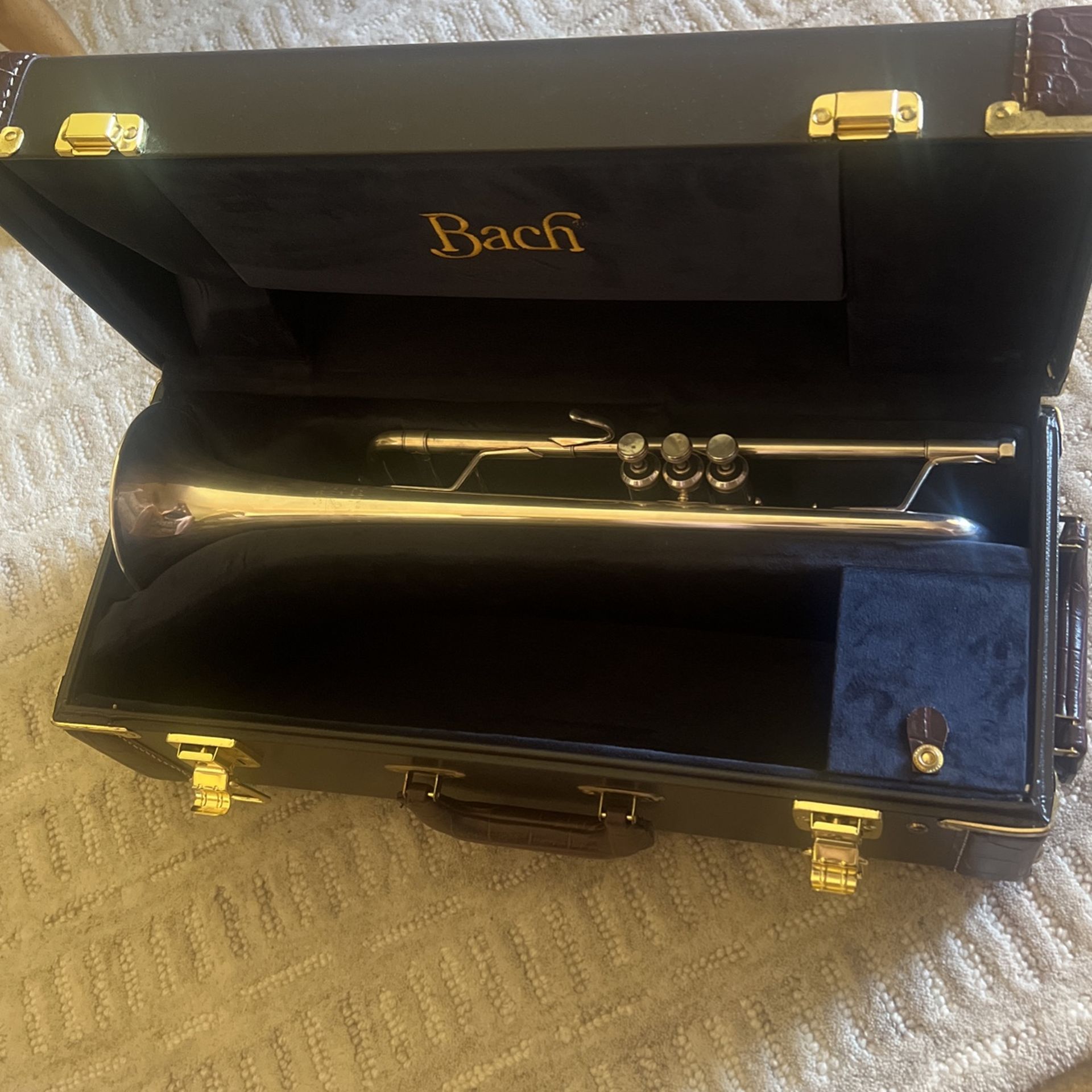 Trumpet Bach Stradivarius Model 43 for Sale in Cave Creek, AZ - OfferUp
