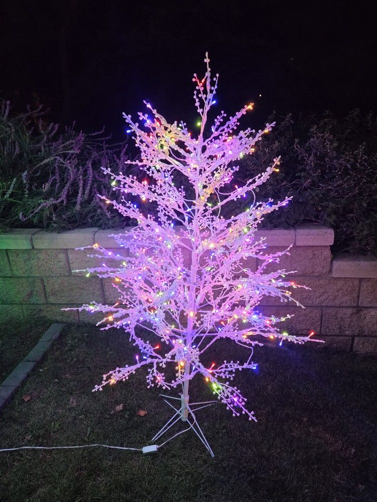 5 ft. LED Christmas Tree Indoor/Outdoor Clear or Multicolored for Sale ...
