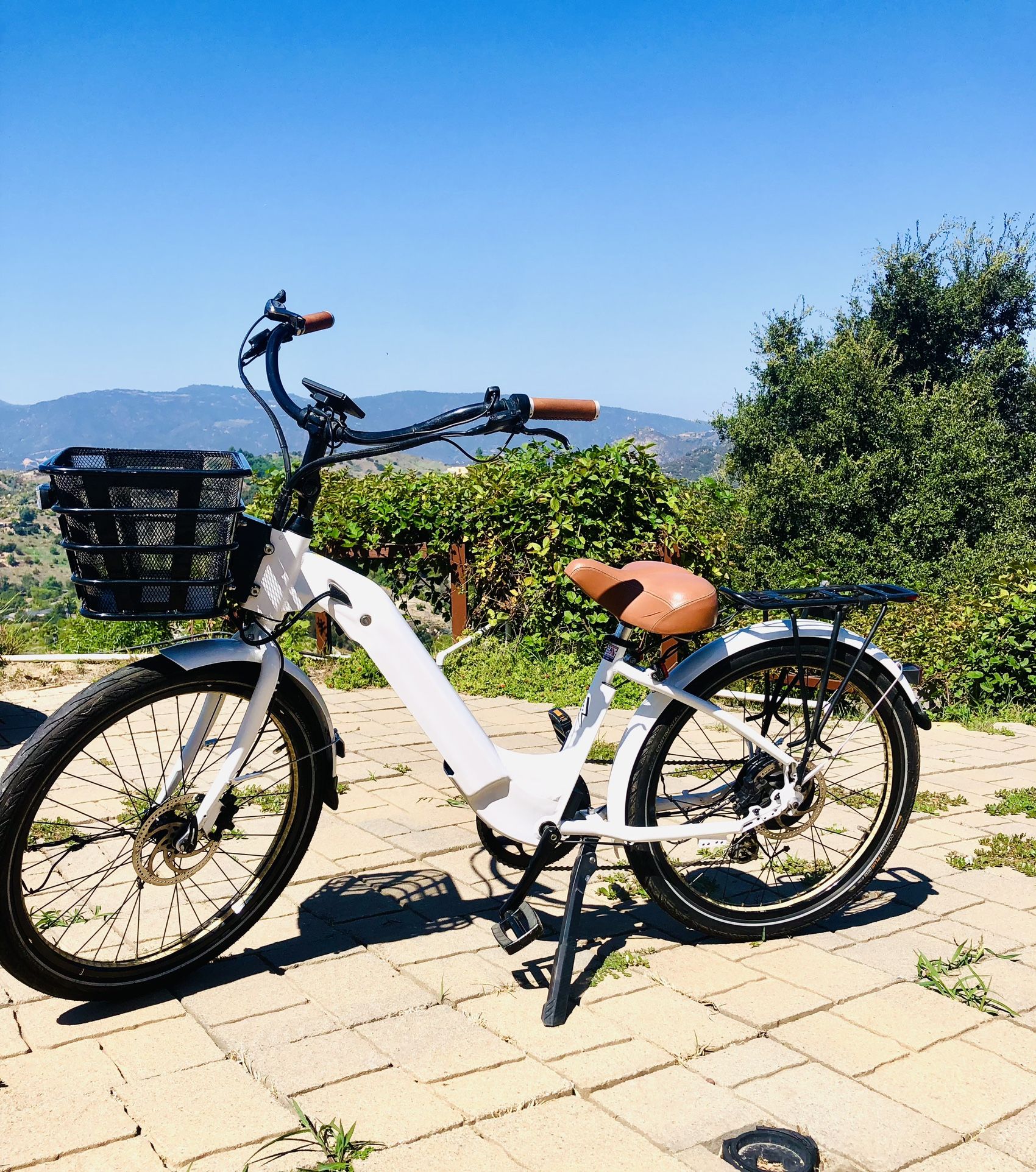 Electric Bike Company Model E for Sale in Fallbrook, CA - OfferUp