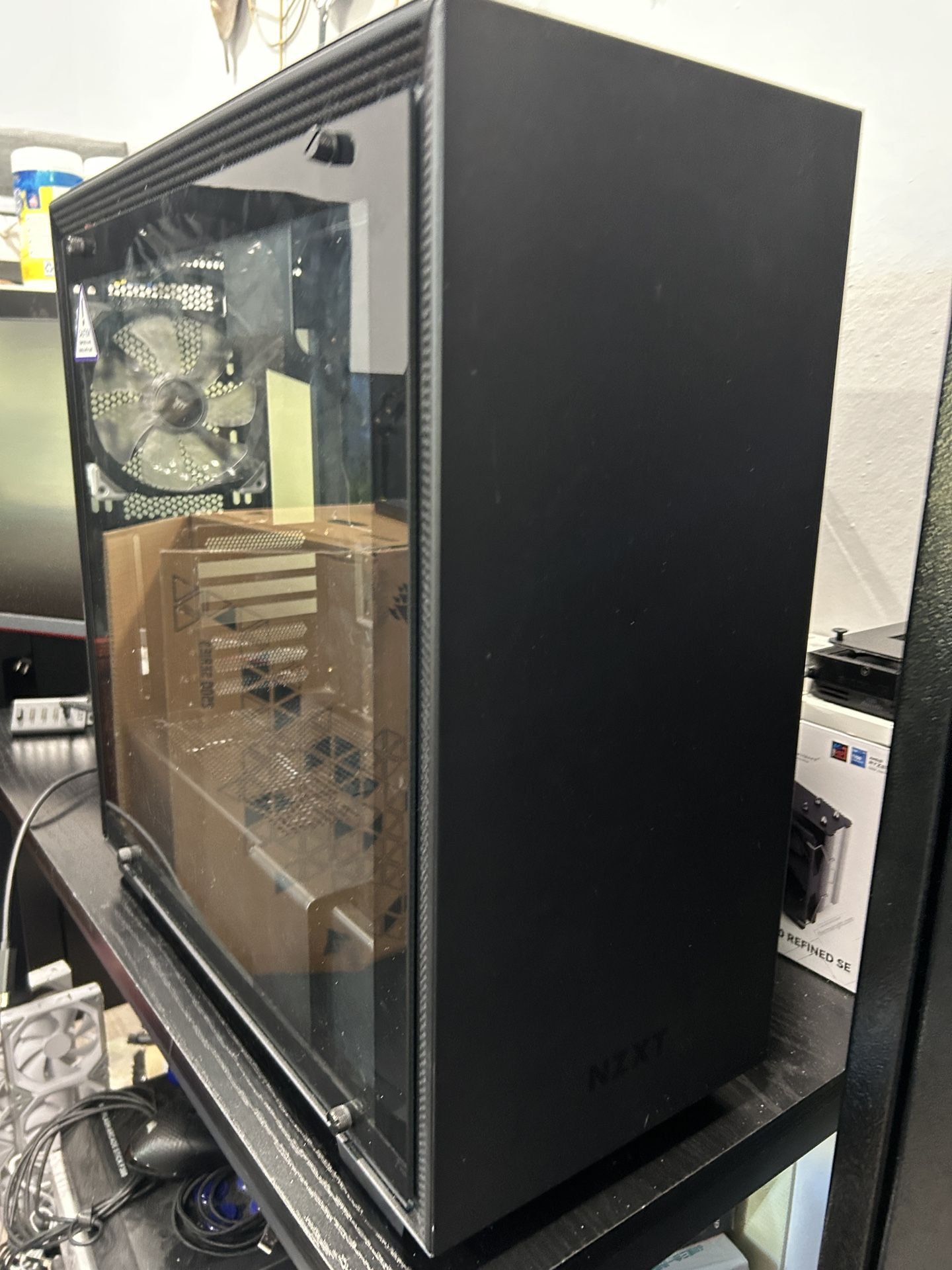 NZXT H700i Gaming PC Case for Sale in Chino Hills, CA - OfferUp