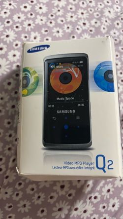 Samsung video mp3 player yp-q2 for Sale in Floresville, TX - OfferUp