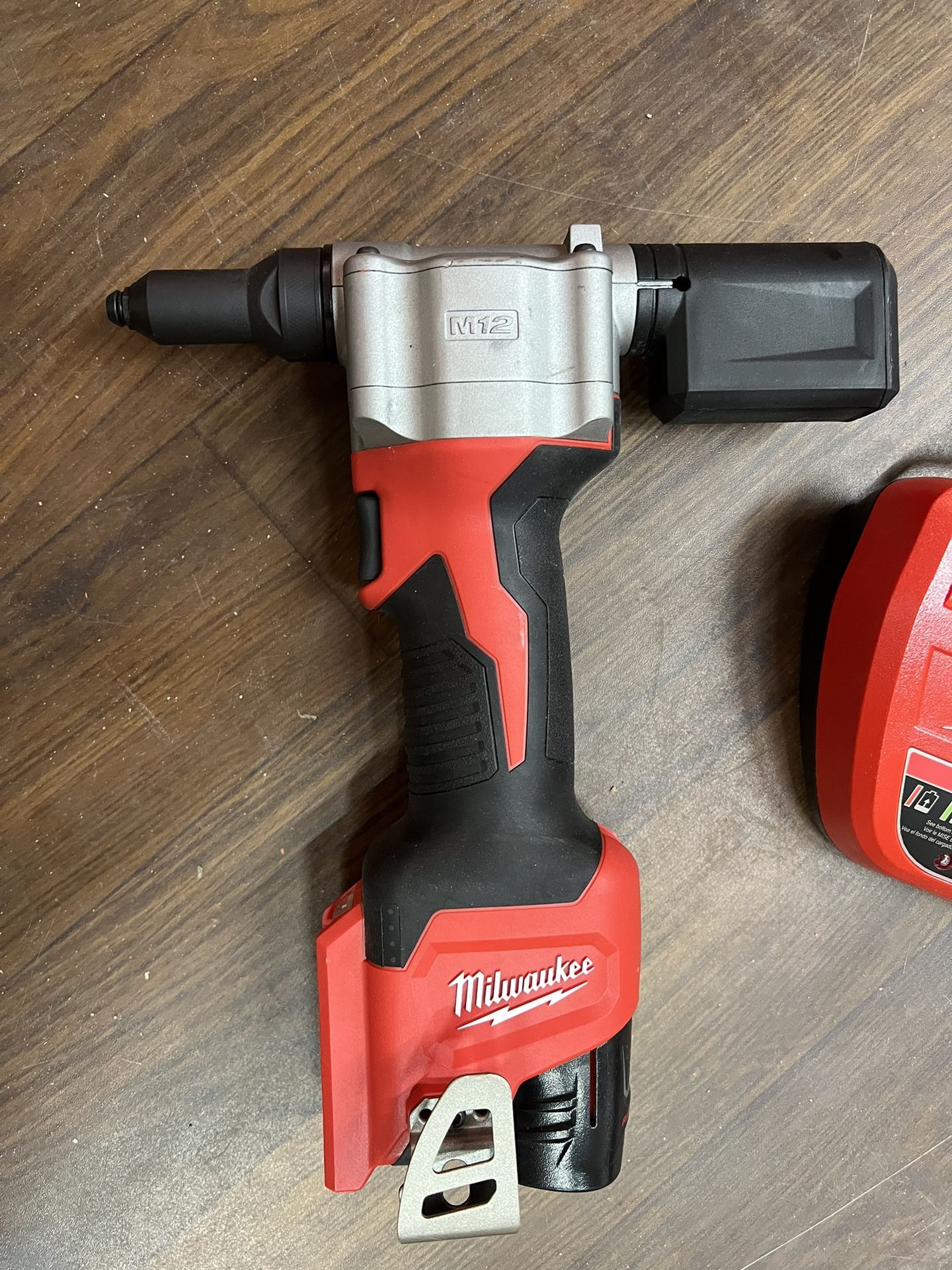 Milwaukee M12 Rivet Gun Kit for Sale in Houston, TX - OfferUp