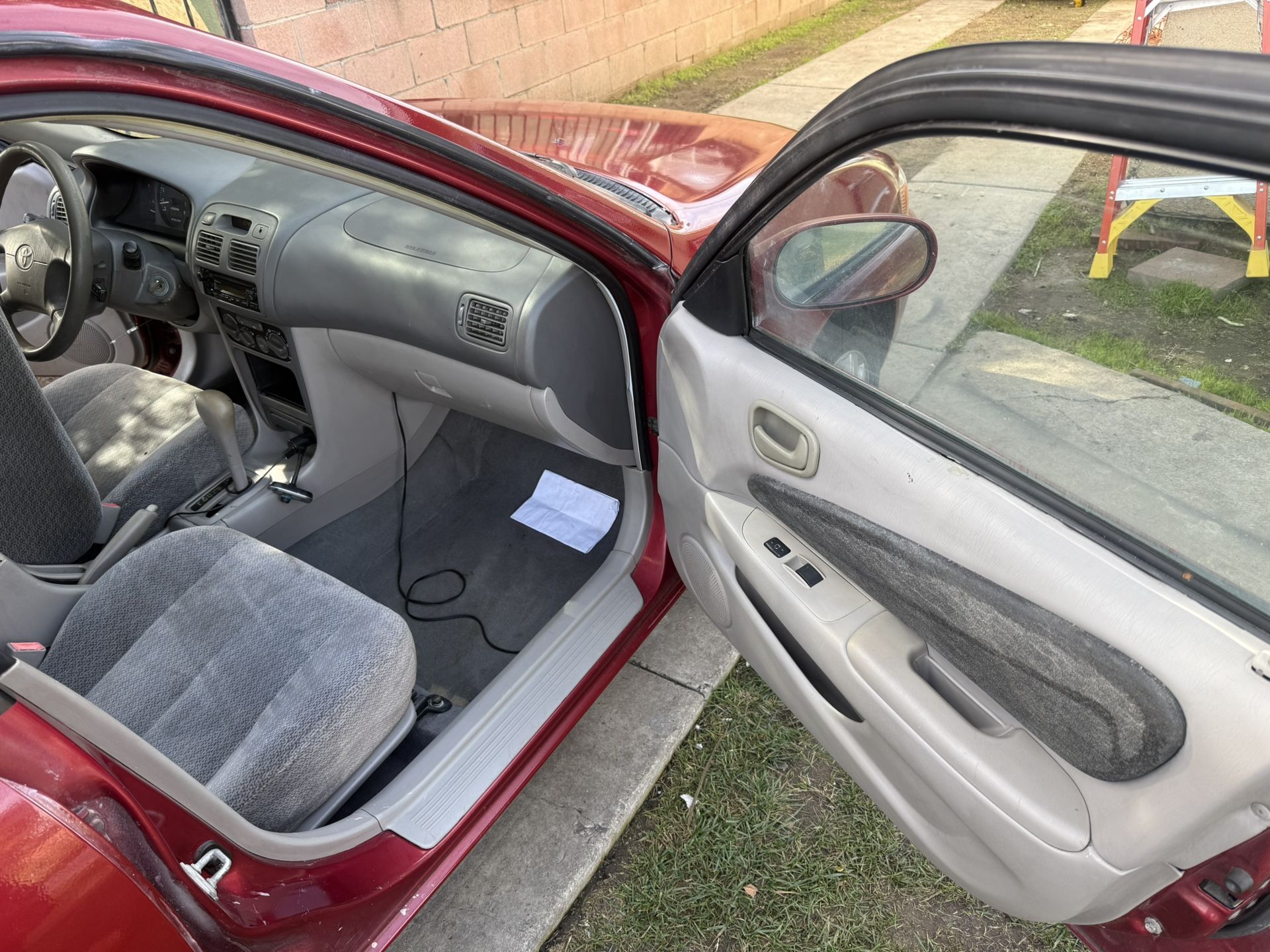 2001 Toyota Corolla for Sale in Los Angeles, CA - OfferUp