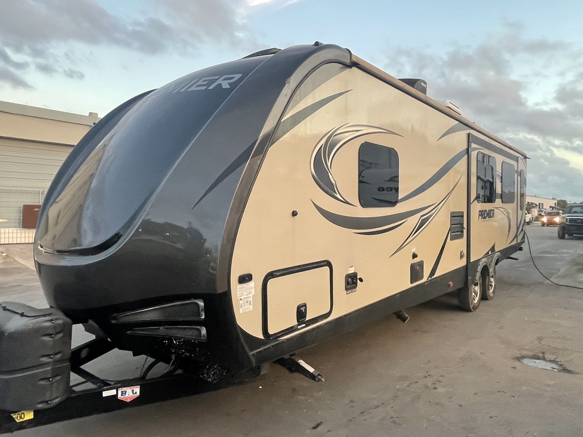2017 RV 30 Feed for Sale in Miami Gardens, FL - OfferUp
