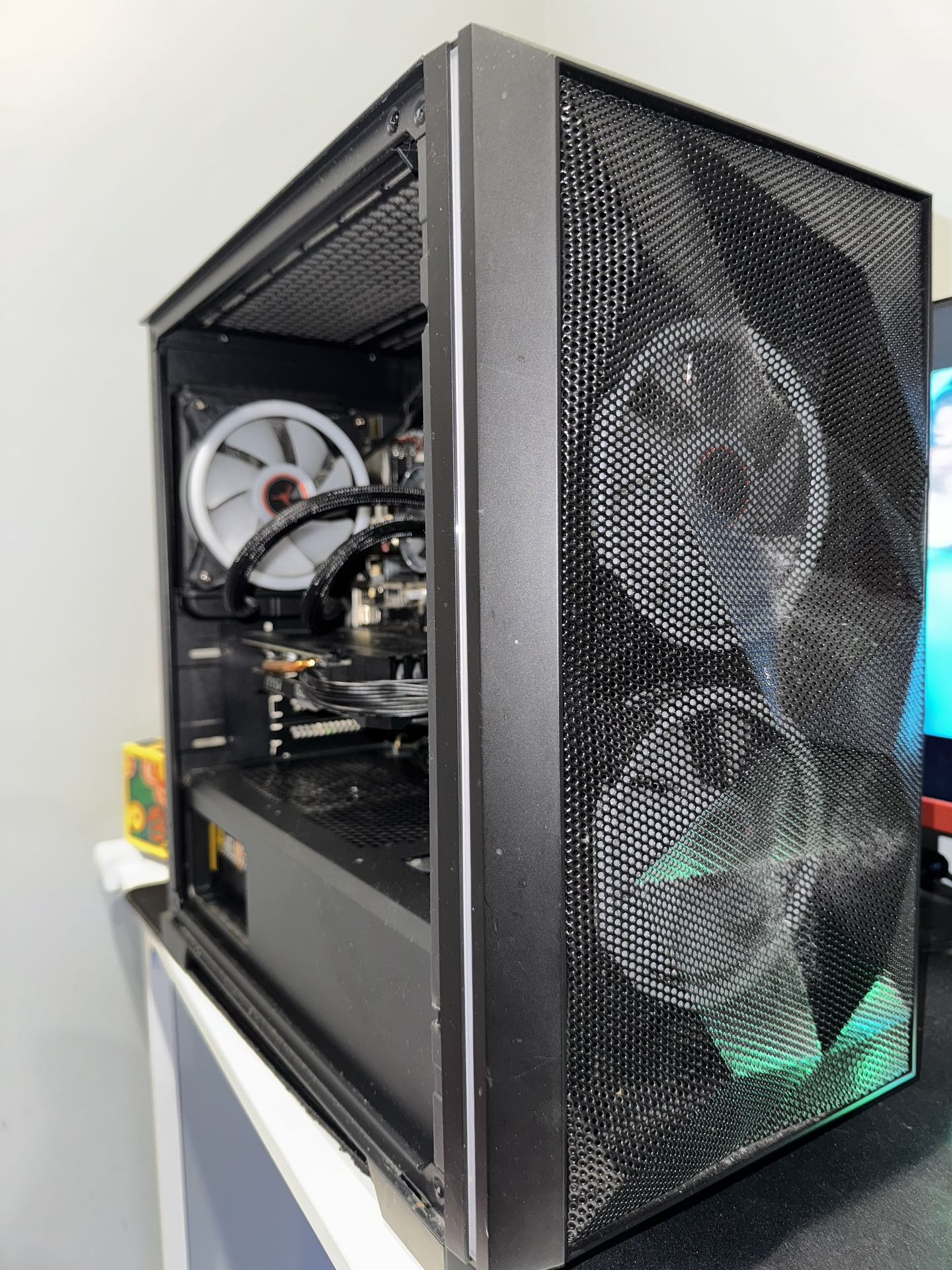 Skytech Chronos Mini Gaming PC – i5-10400F / 32GB / GTX 1660 Super for ...