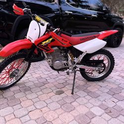 2002 Honda XR100 Dirtbike for Sale in Pompano Beach, FL - OfferUp