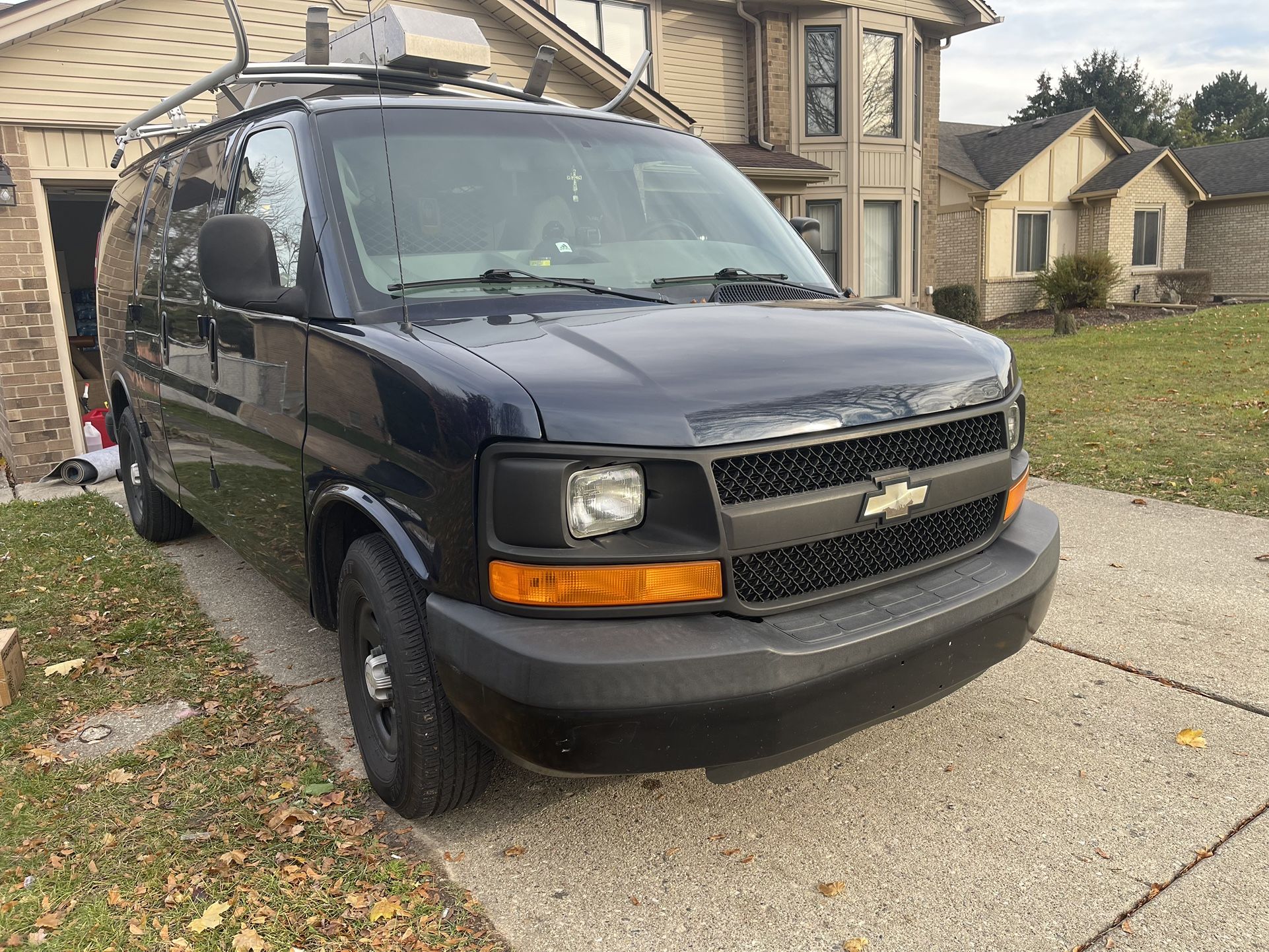 2006 Chevy Express 1500 Cargo for Sale in Warren, MI - OfferUp