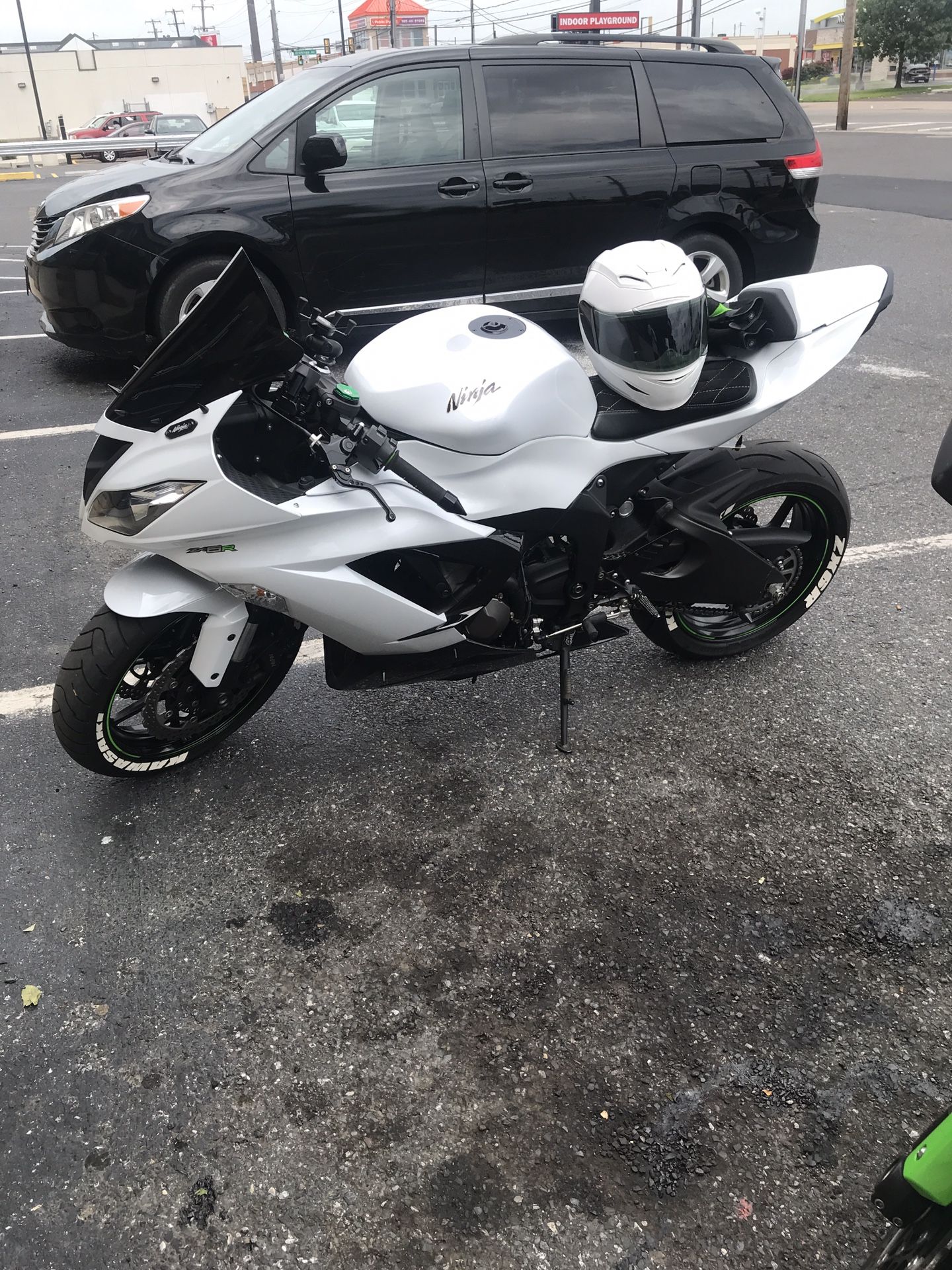2017 zx6r for Sale in Clifton Heights, PA - OfferUp