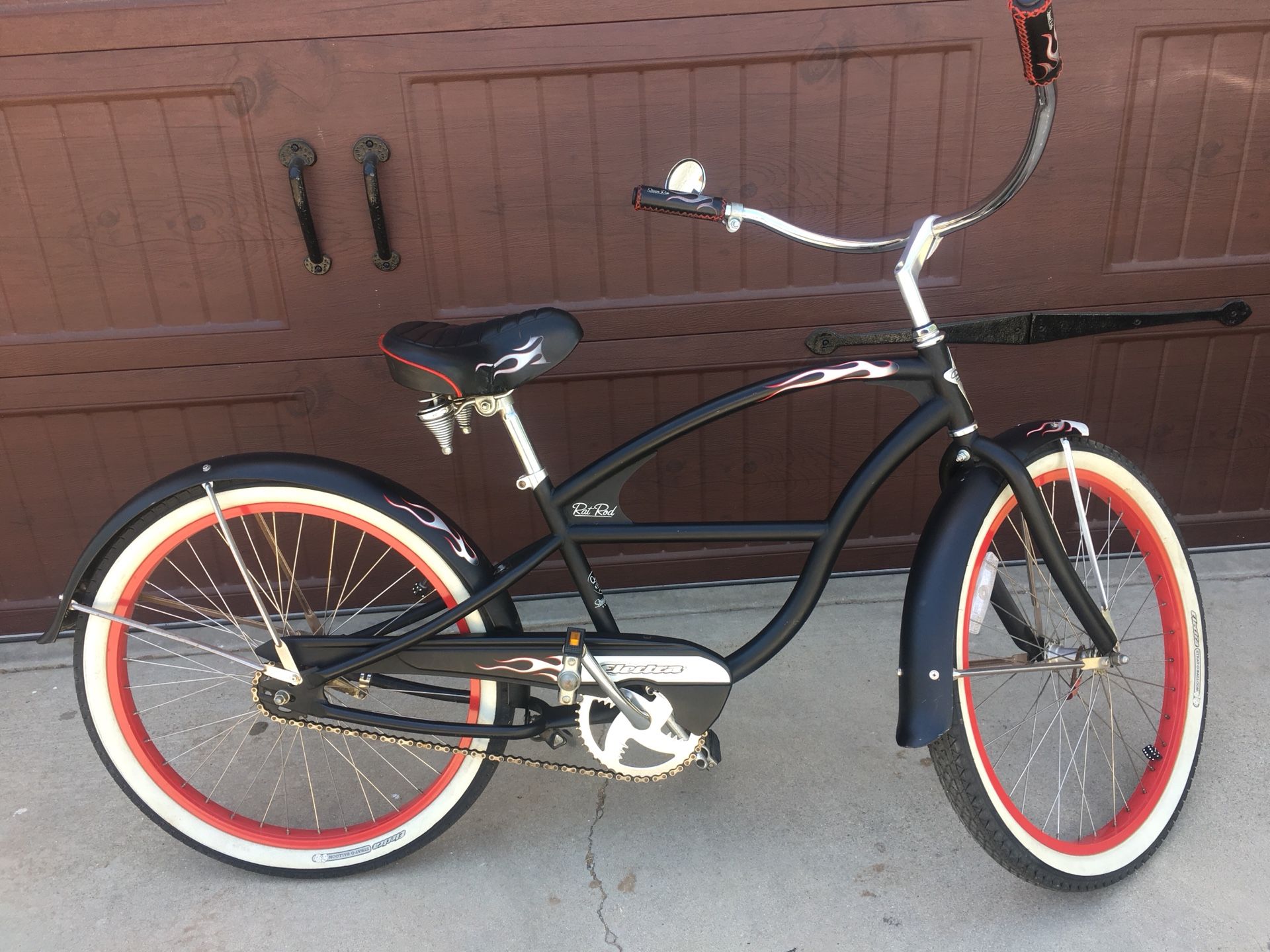Electra Rat Rod Beach cruiser for Sale in Perris, CA - OfferUp