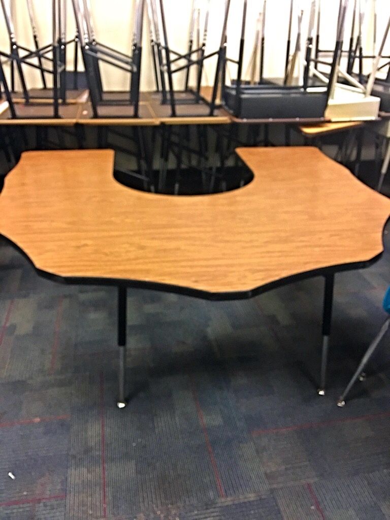 School Horseshoe Table