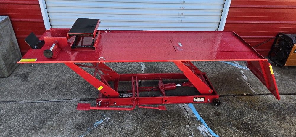 PITTSBURGH 1000 lb. Steel Motorcycle Lift With Motor Lift Bench Set ...