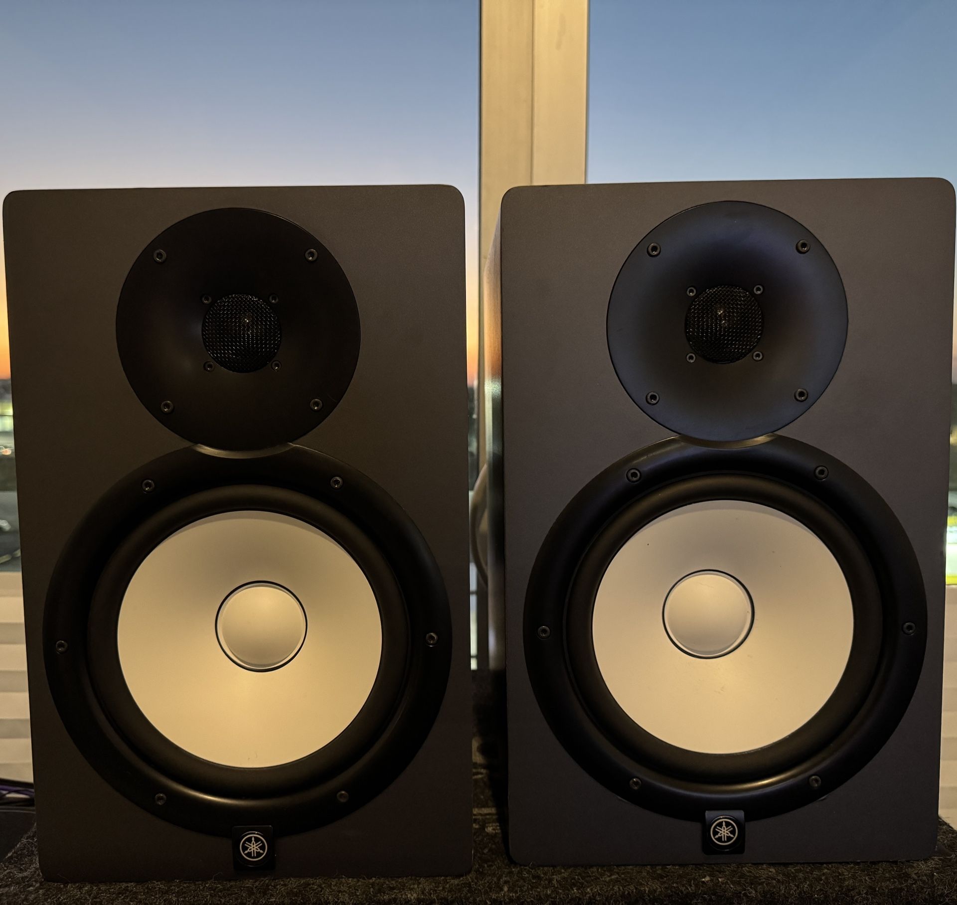 Yamaha HS8 Studio Monitors (Pair) Crystal-clear, powerful, and studio ...
