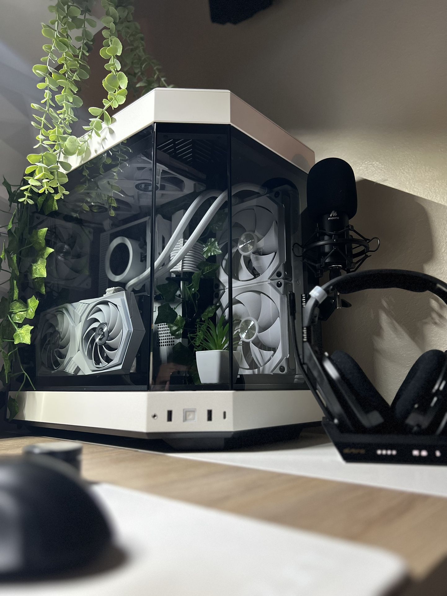 Hyte Y60-Build for Sale in Palmdale, CA - OfferUp