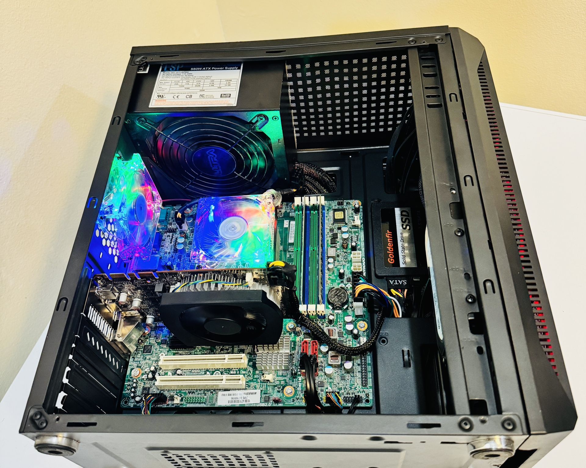 LENOVO Starter Gaming PC 4 Core CPU A10 5700 @3,4GHz. NVidia GTX660 ...