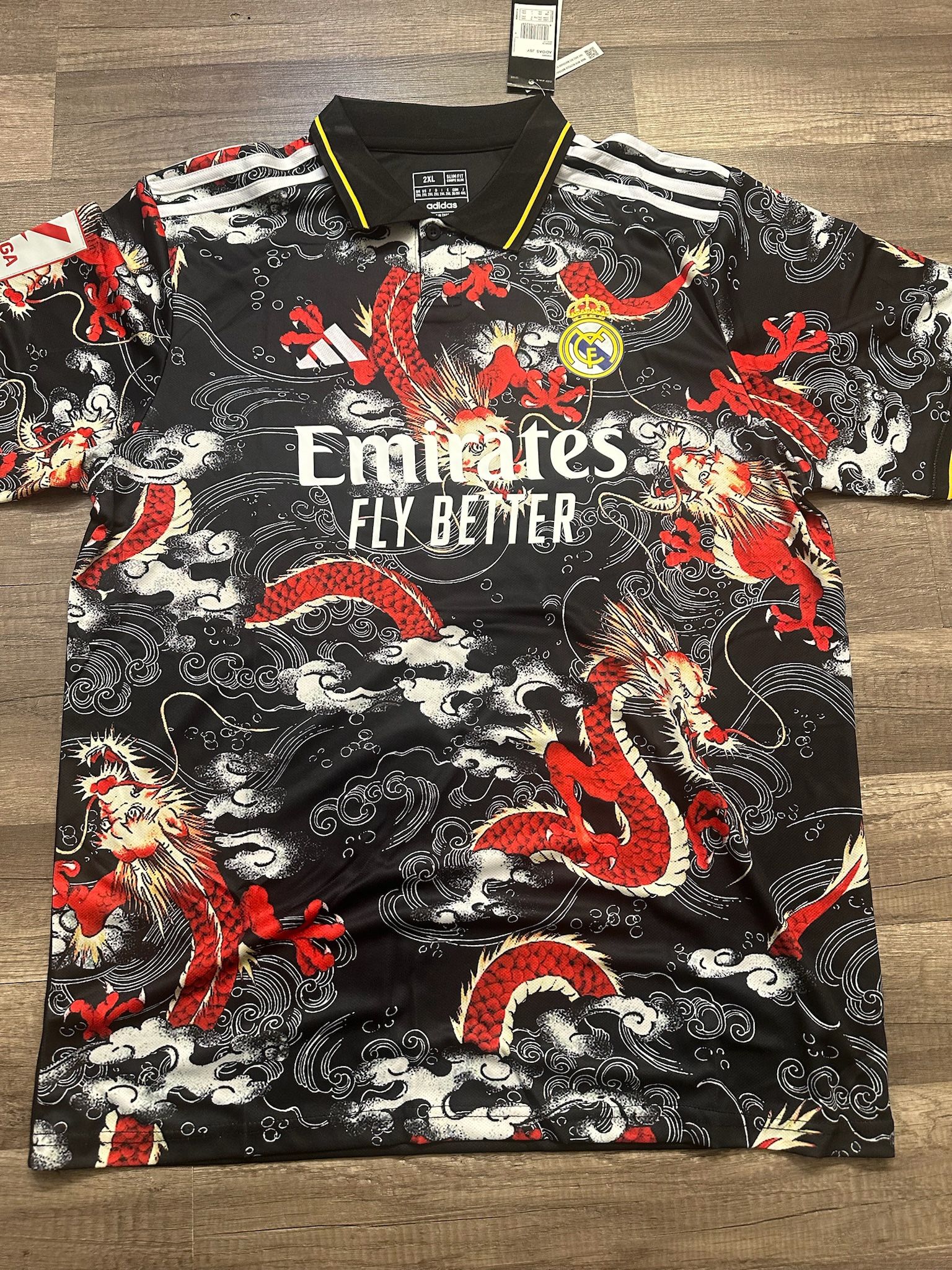Real Madrid Dragón Especial Edition #7 Vini Jr Size Xxl for Sale in ...