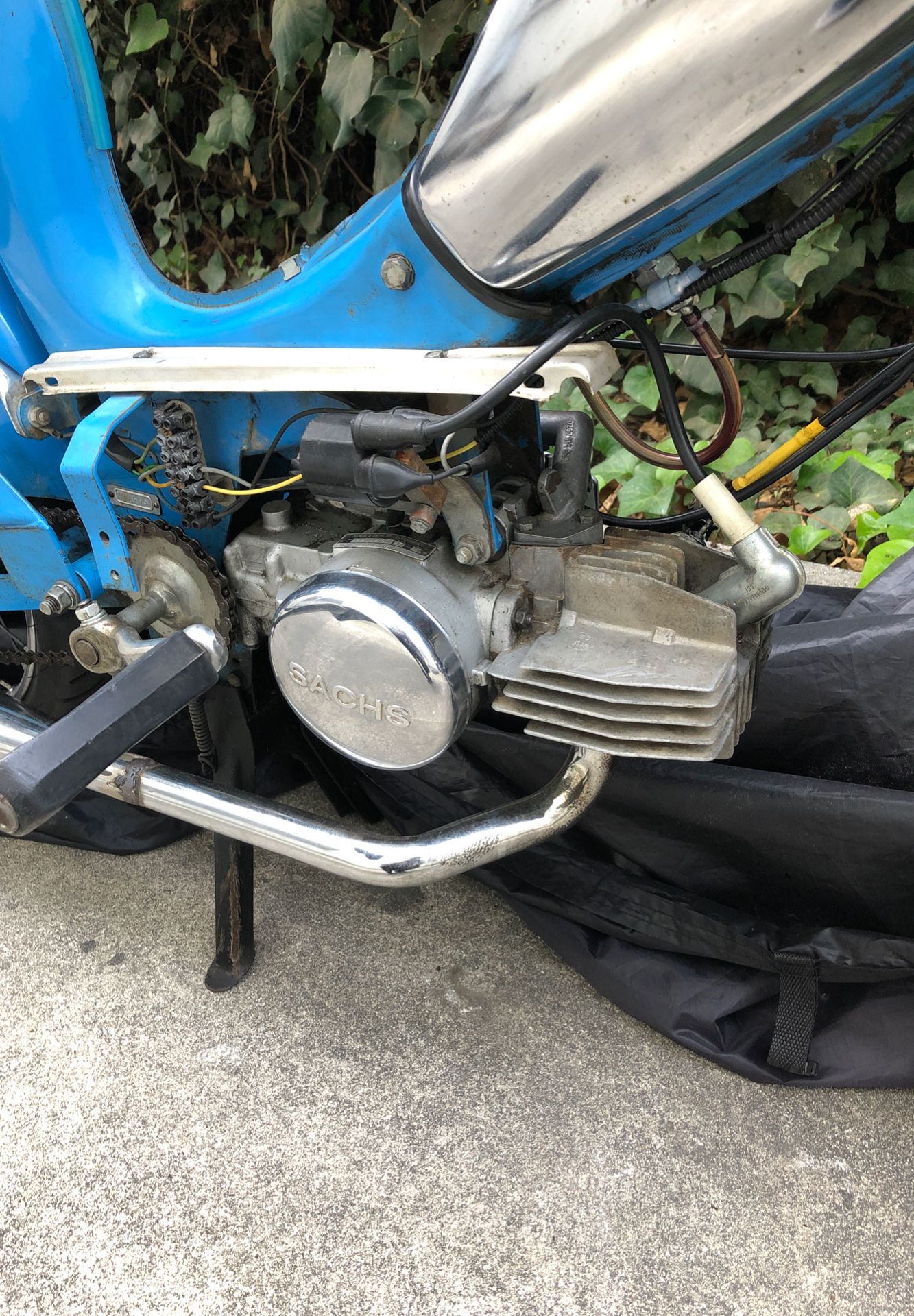 2 stroke 1977 Sachs Sparta moped foxy GT for Sale in Los Angeles, CA ...