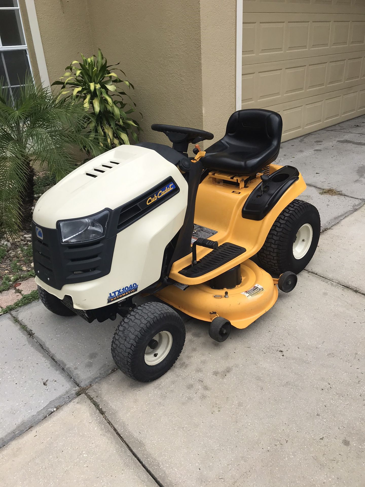 CUB CADET LTX1040 HYDROSTATIC TRACTOR 42 INCH RIDING LAWN MOWER for ...