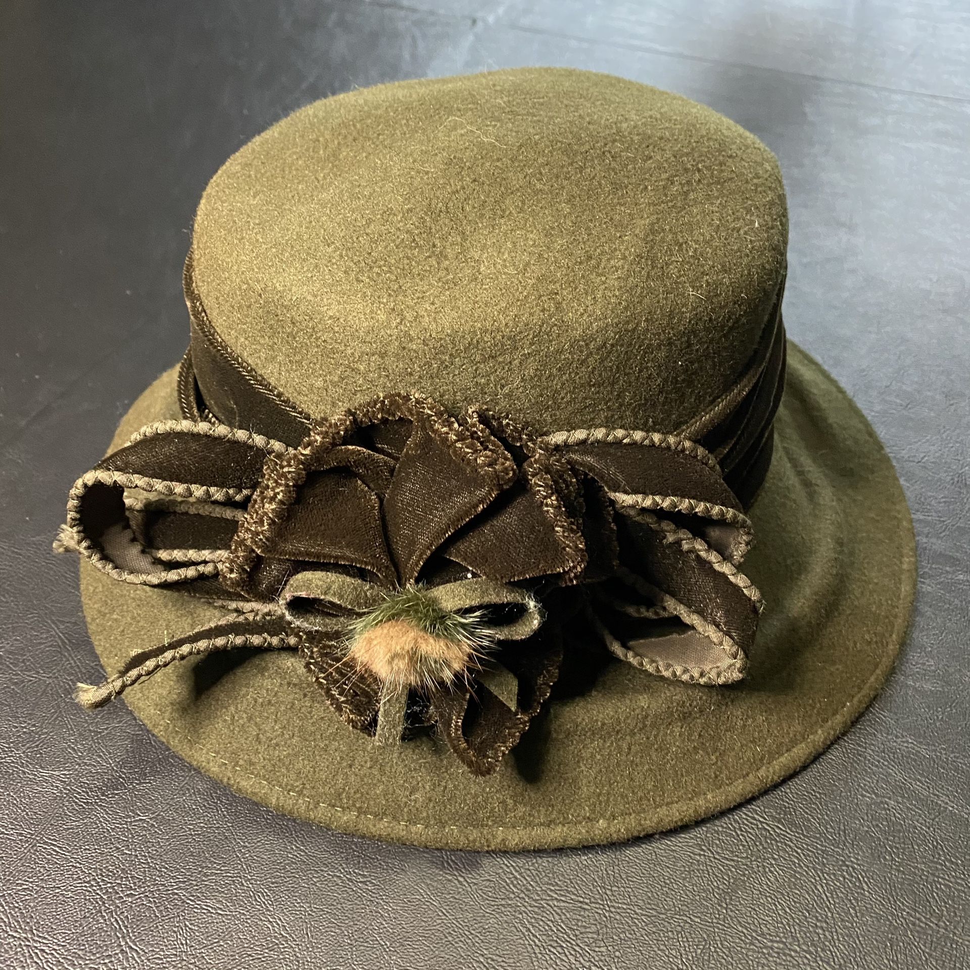 Vintage Galliano Sorbatti Women’s Italian Wool Hat for Sale in Tacoma ...