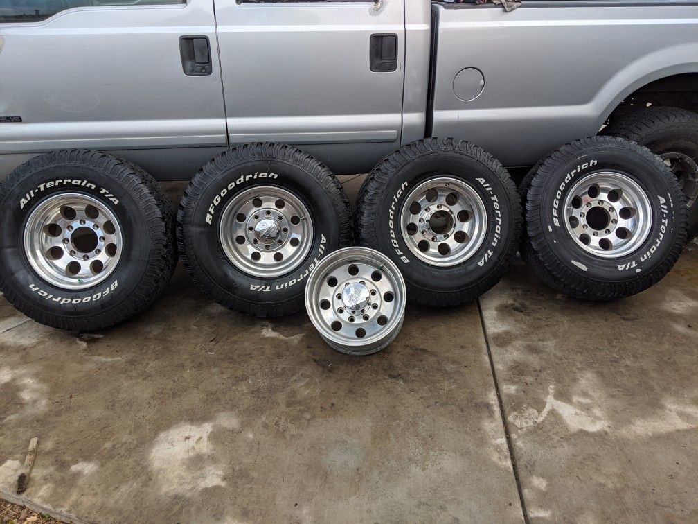 BF Goodrich All-Terrain Tires - 35x12.5x16.5 for Sale in Henderson, NV ...
