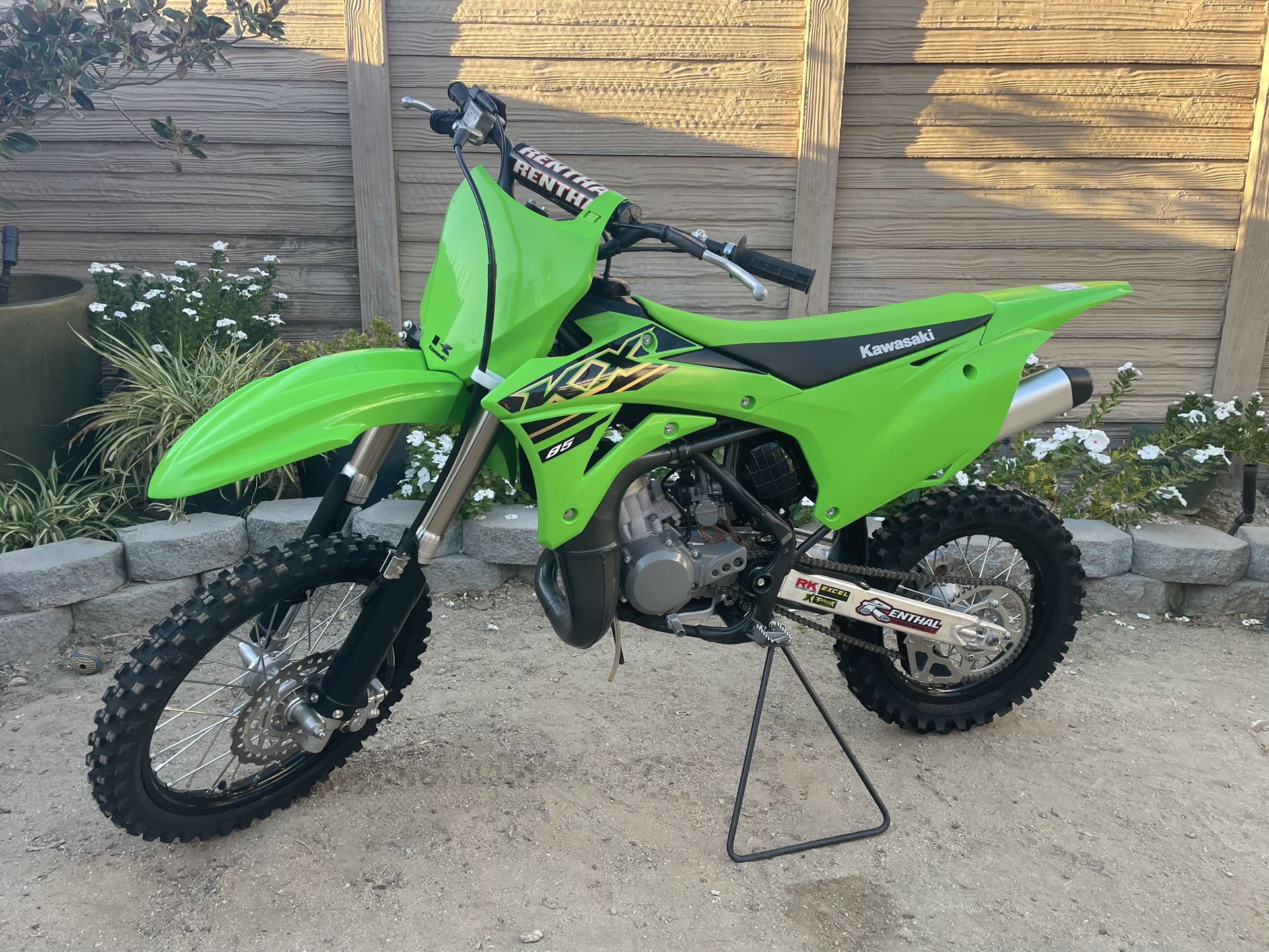 2021 Kawasaki KX85 for Sale in Santa Clarita, CA - OfferUp