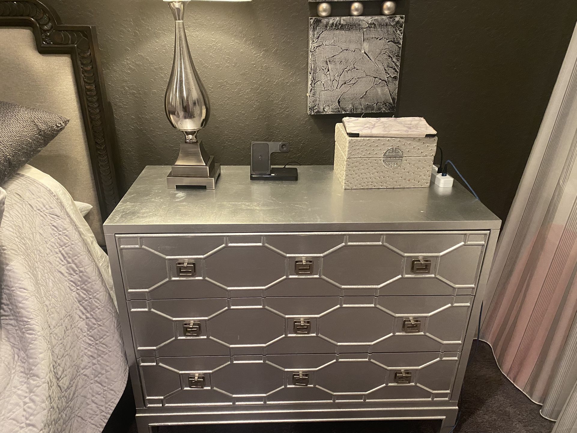 Bed Side Tables- Nightstands for Sale in Pompano Beach, FL - OfferUp