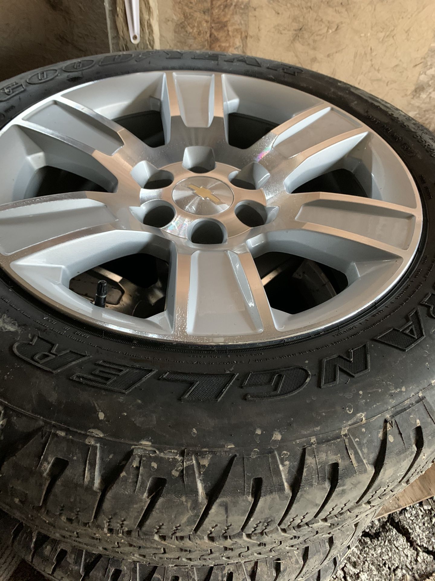 2019 Chevy Silverado 20” Rims for Sale in Arlington, TX - OfferUp