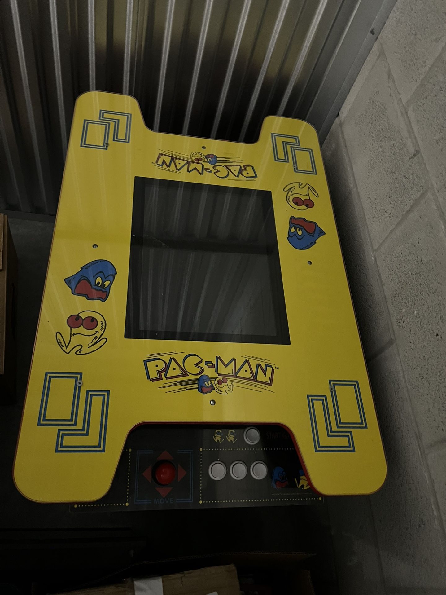Arcade1up Pacman Cocktail Table for Sale in Fort Lauderdale, FL - OfferUp