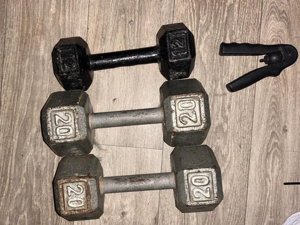 Dumbbell Weights for Sale in Las Vegas, NV - OfferUp