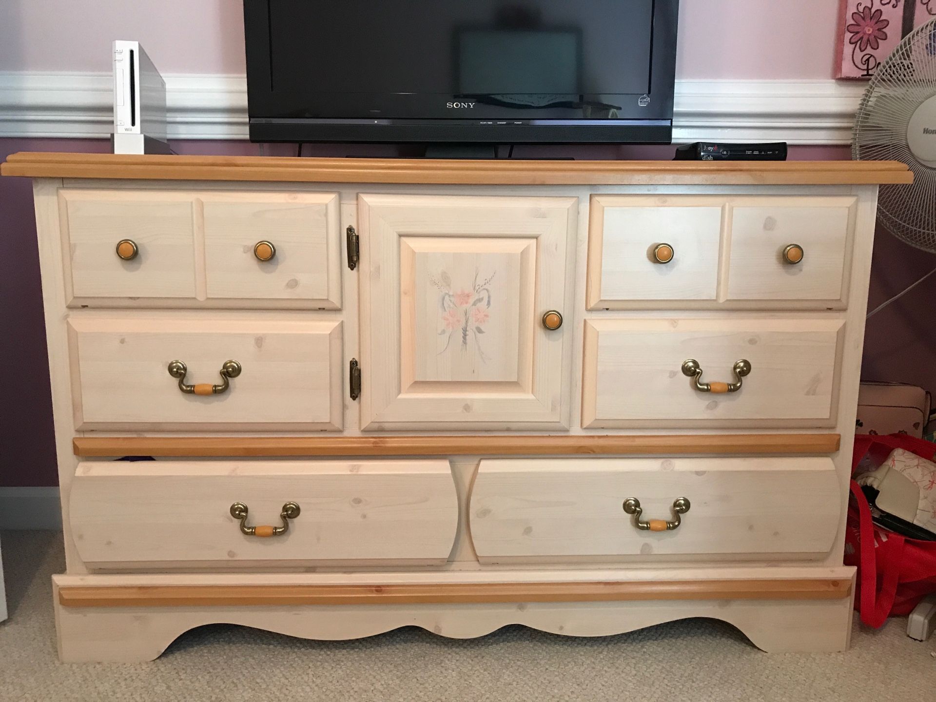 Kathy Ireland Princess Bouquet Girls Bedroom Set 4 piece set for Sale ...