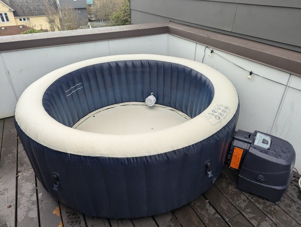 Intex Pure Spa (4-Person) - Inflatable Hot Tub (TODAY ONLY) for Sale in ...