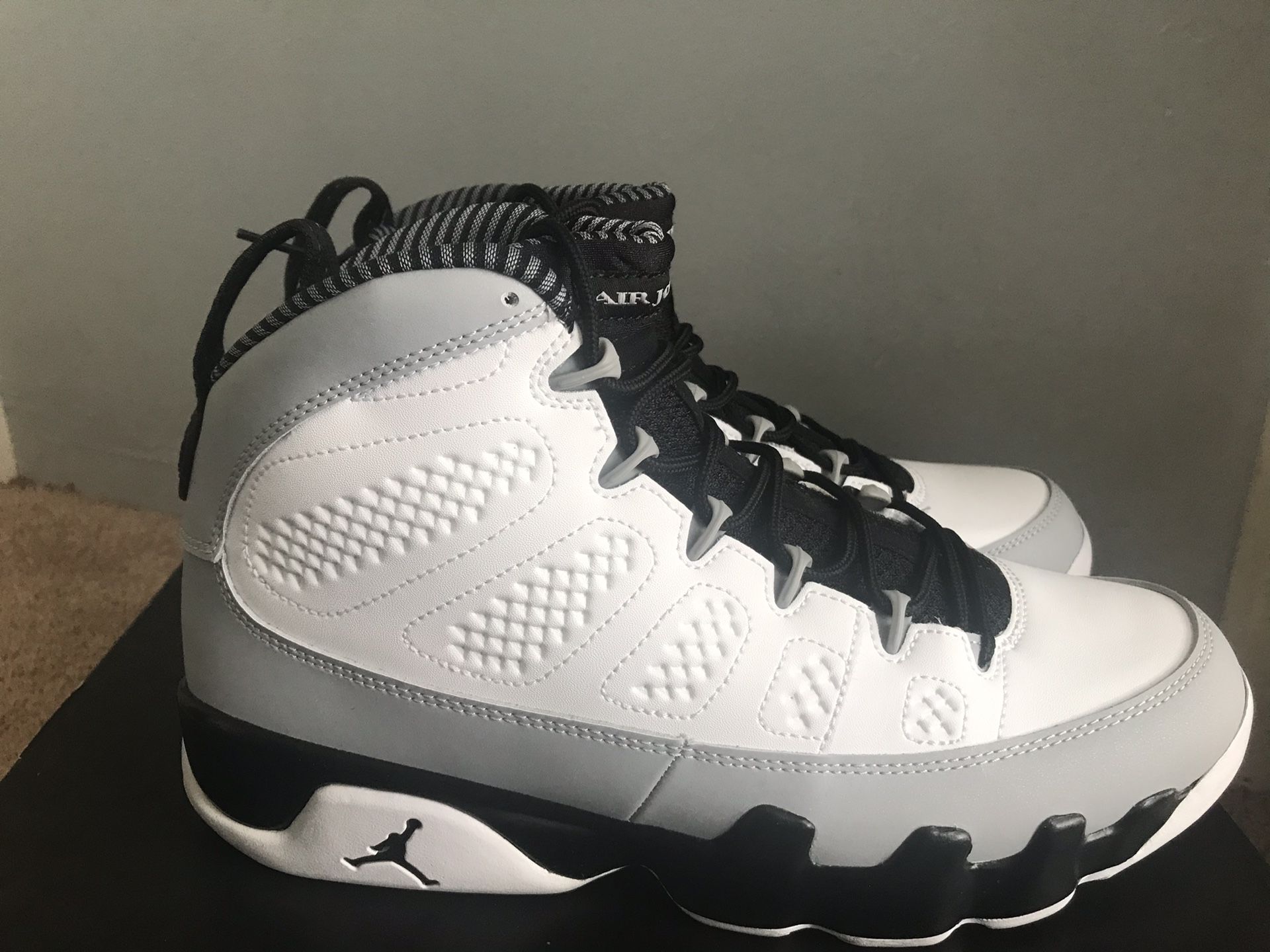 Jordan Retro Barons 9s size 9 for Sale in Sacramento, CA - OfferUp