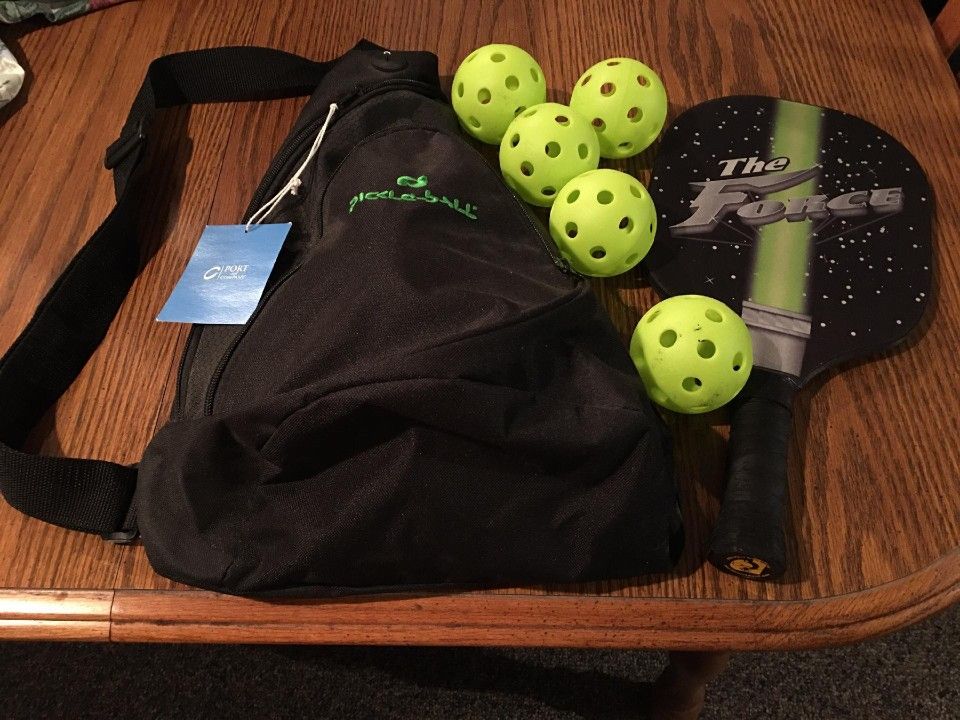 Pickle Ball Set for Sale in Freedom, PA - OfferUp
