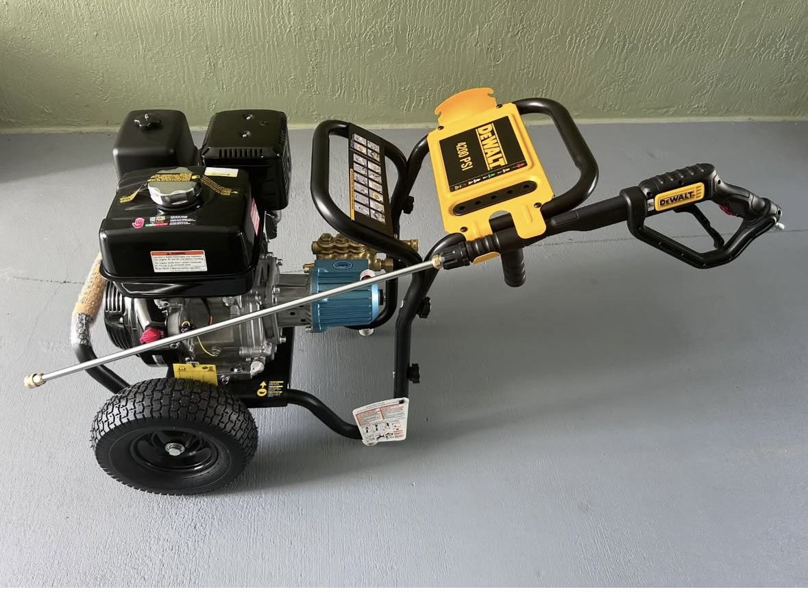 Pressure Washer for Sale in Flamingo, FL - OfferUp