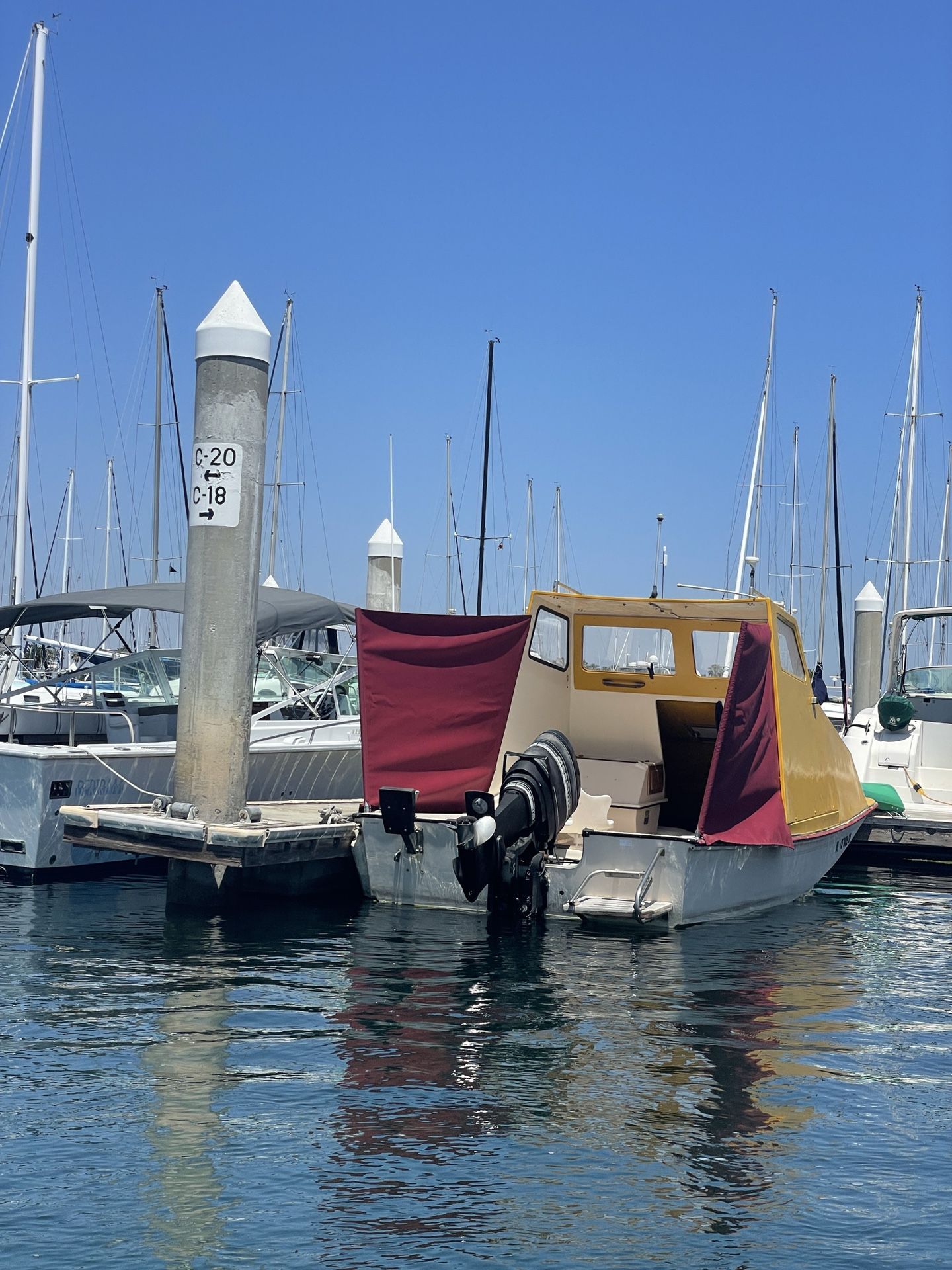 18’ 1986 McKee Craft With 115hp Mercury and Custom Built Enclosure for ...