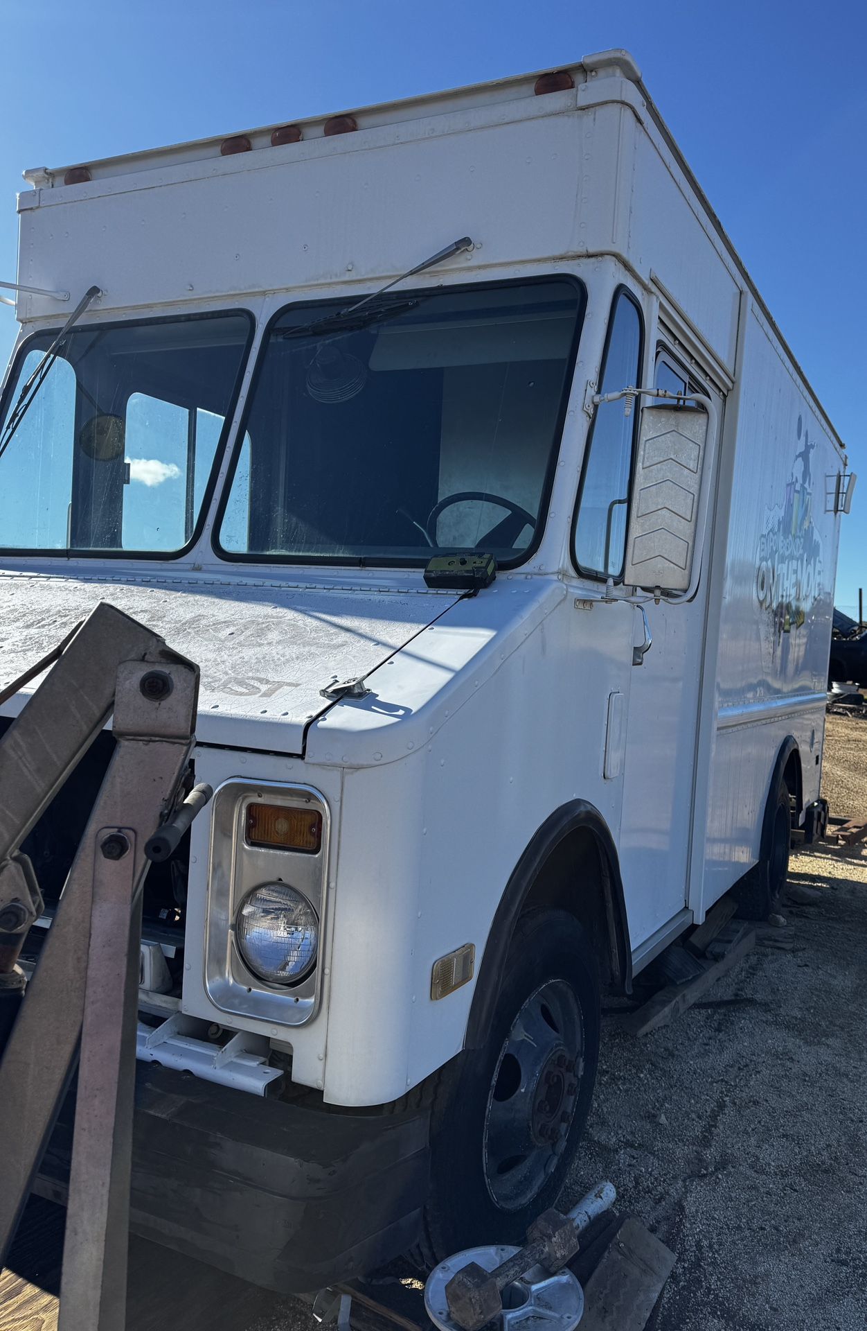 P30 Milk, Bread, Mail Van for Sale in Pearblossom, CA - OfferUp