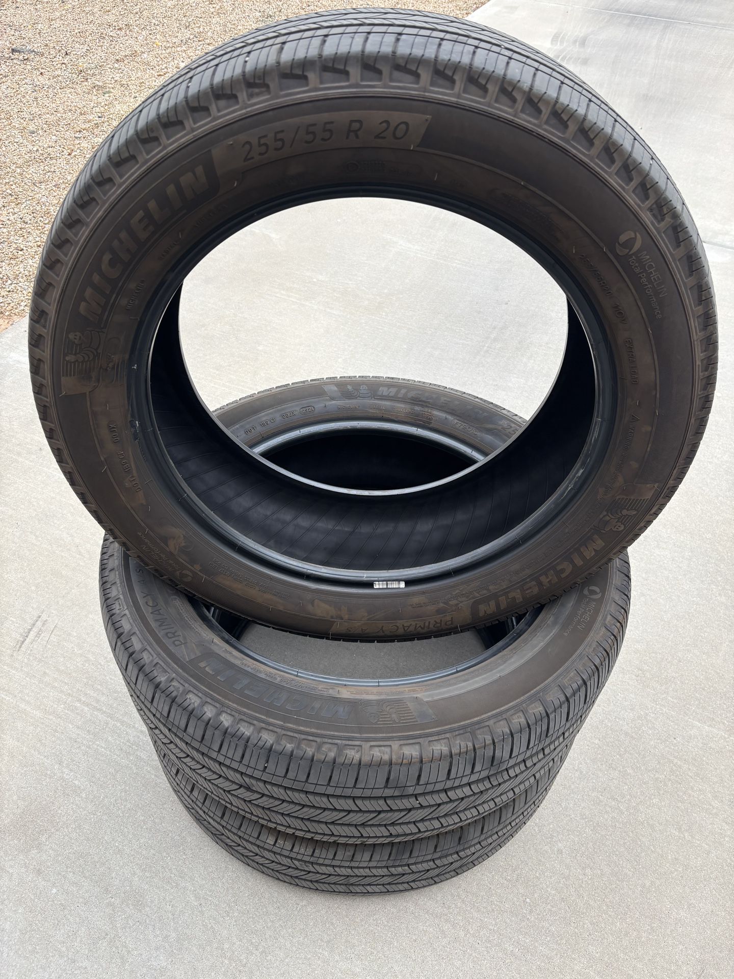 Michelin Primacy A/S - 255/55/R20 for Sale in Goodyear, AZ - OfferUp