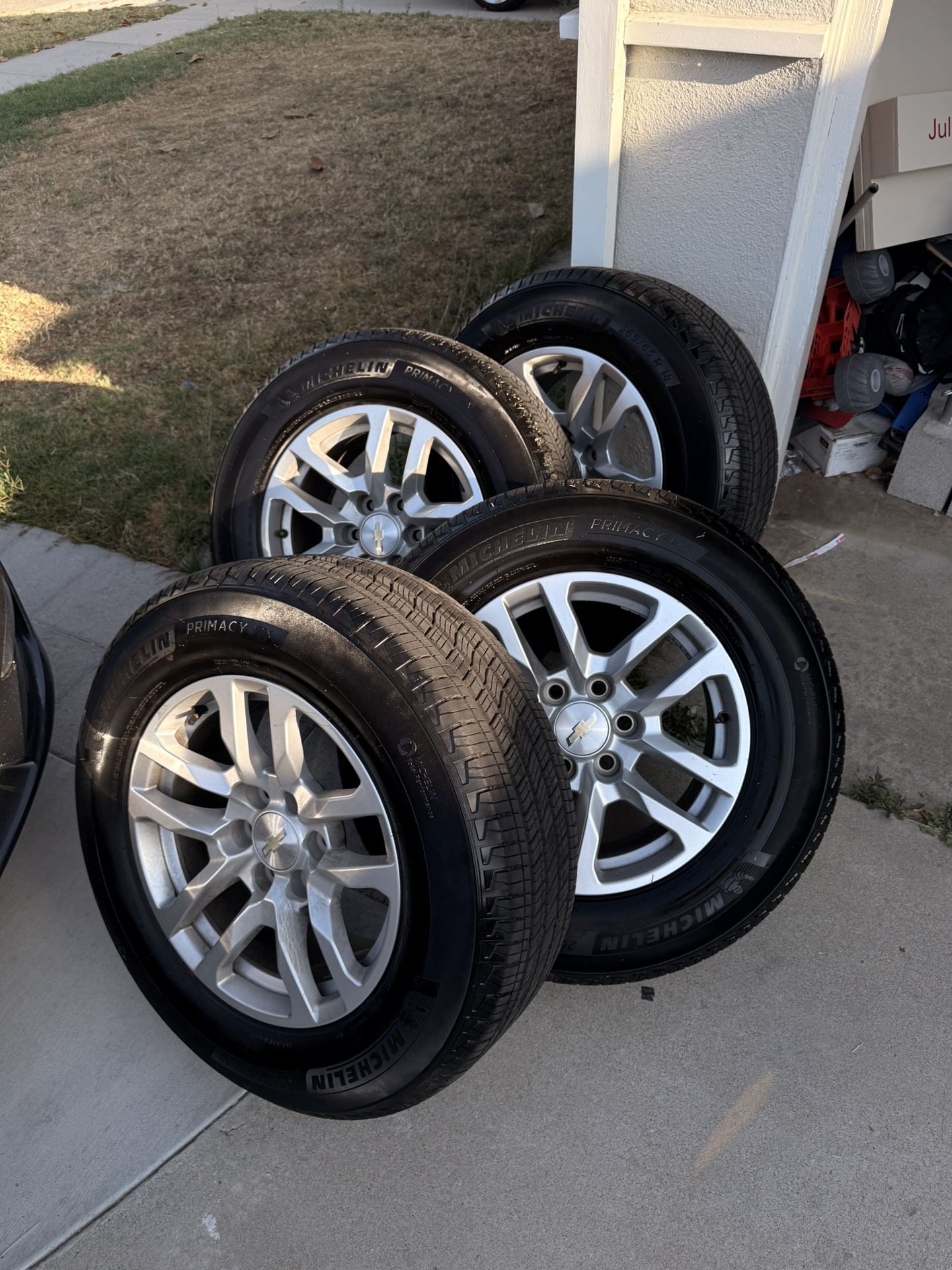 2020 chevy silverado stock wheels for Sale in Norwalk, CA - OfferUp