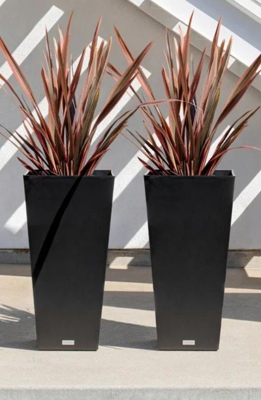 Verdek Outdoor Pots Set Of 2 for Sale in Seattle, WA - OfferUp