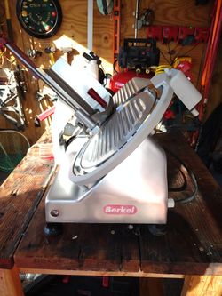 Berkel 827E-plus Meat Slicer for Sale in Millington, MD - OfferUp