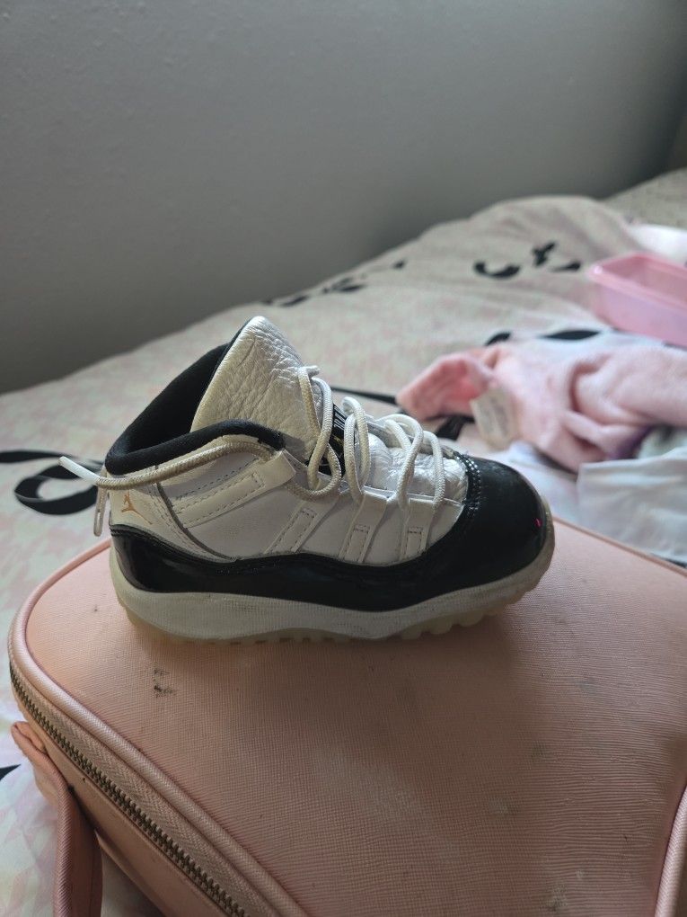 Jordan 11 for Sale in Houston, TX - OfferUp