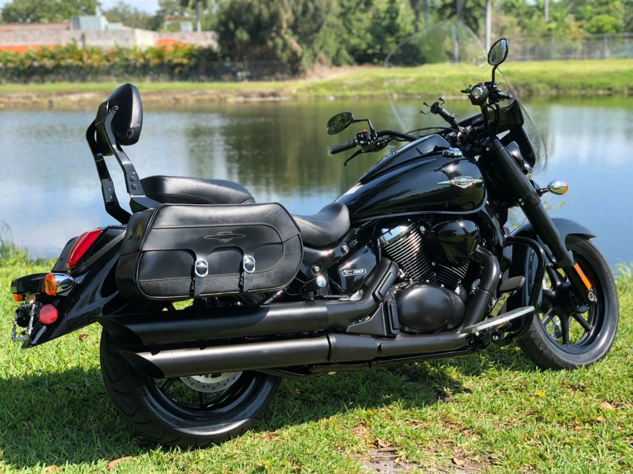 2014 SUZUKI BOULEVARD C90 BOSS for Sale in Sunny Isles Beach, FL - OfferUp